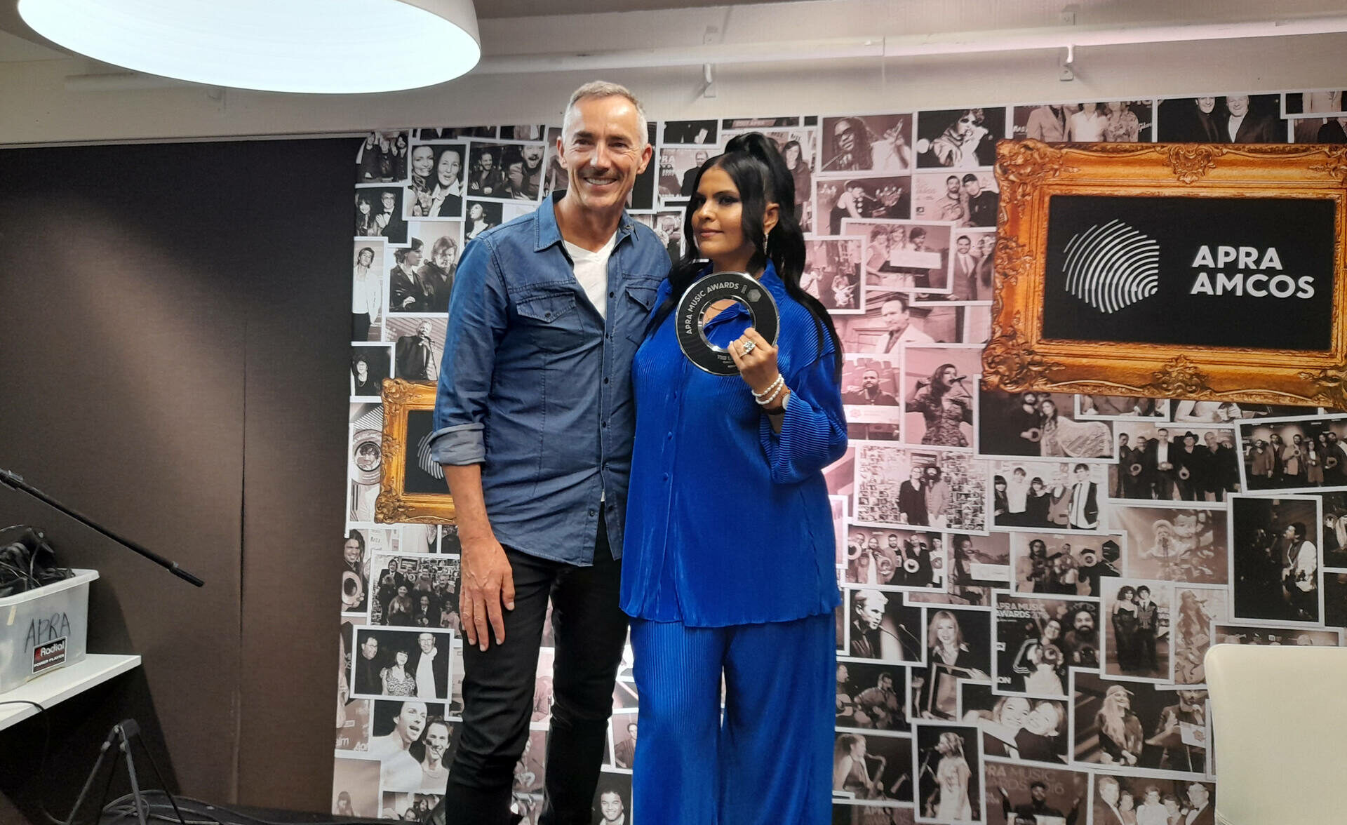 Two Billion Streams And Counting Vassy Celebrates Latest Milestone For Hit Song Bad Neos Kosmos